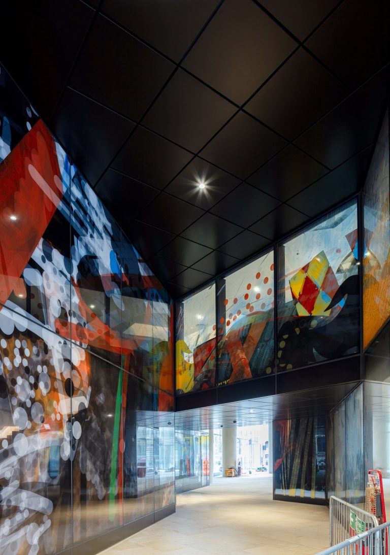 Glaskunst im Kontext der Architektur: Beeindruckend bis ins Detail ...